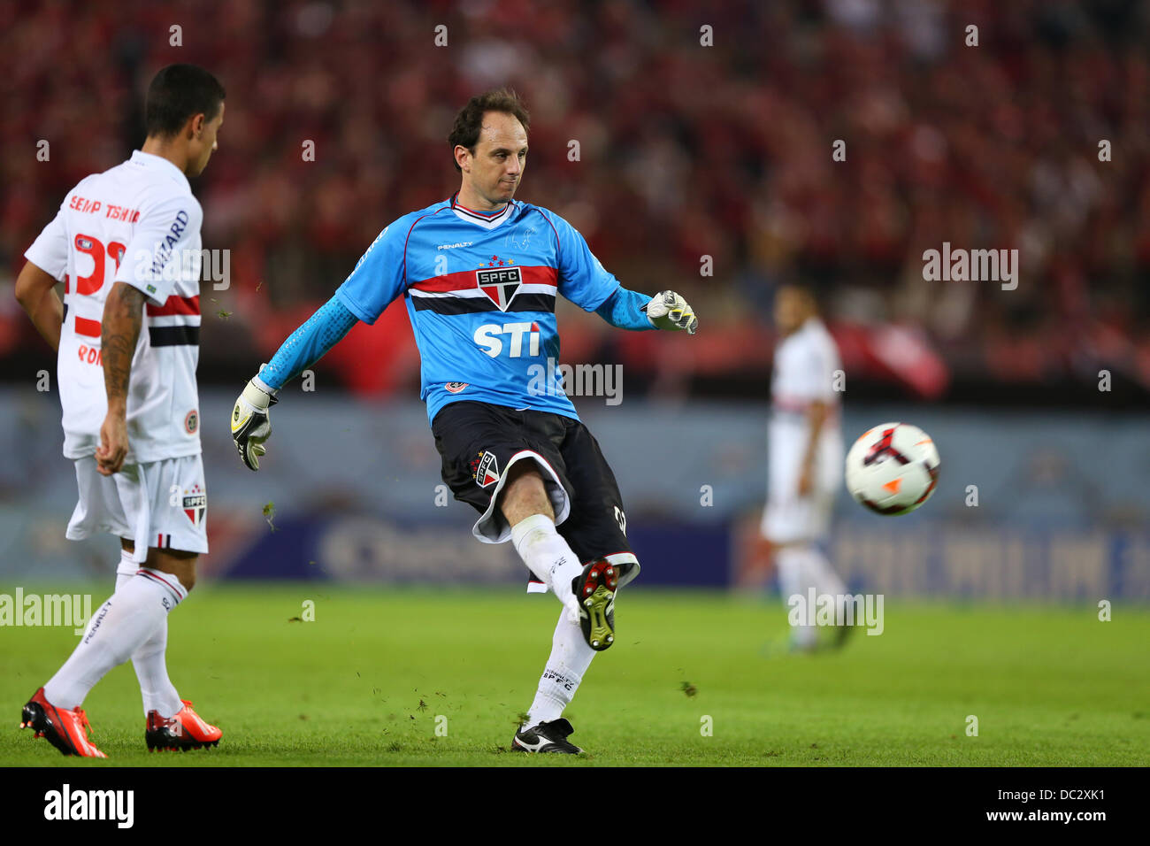Rogerio ceni kick hi-res stock photography and images - Alamy