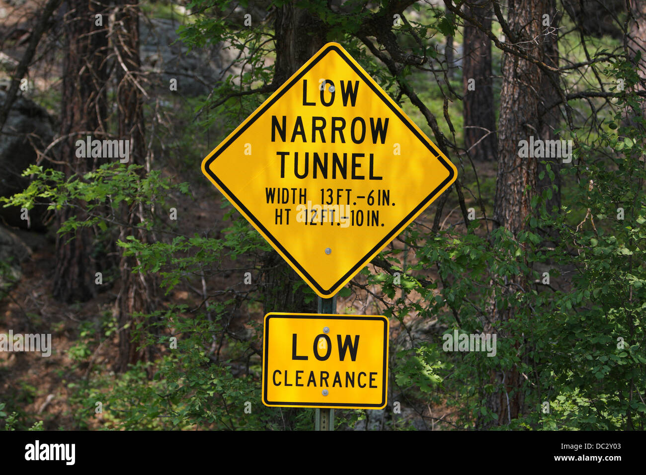 Custer state park’s needles highway hi-res stock photography and images ...