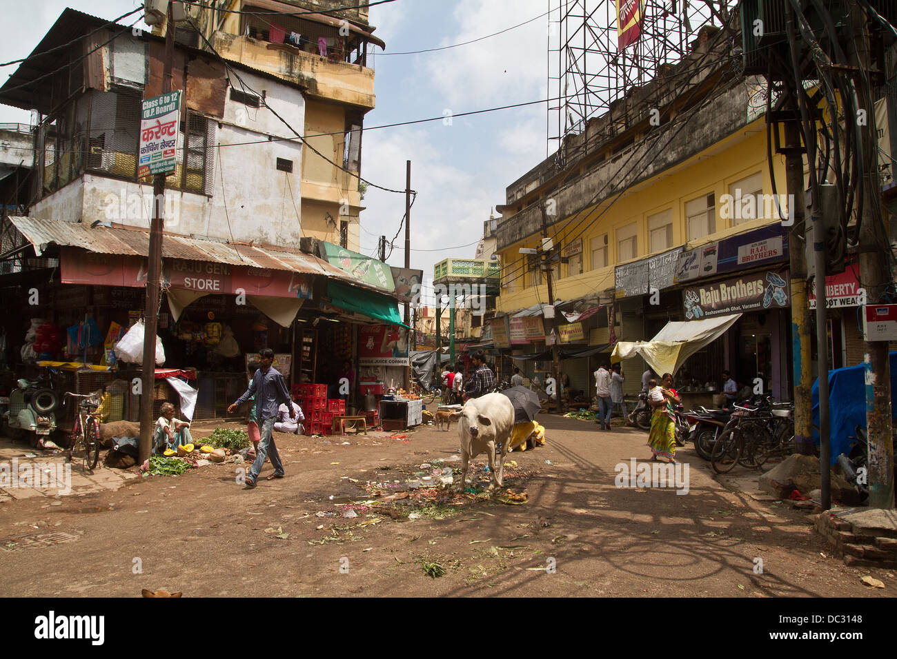 Varanasi Street Market High Resolution Stock Photography and Images - Alamy
