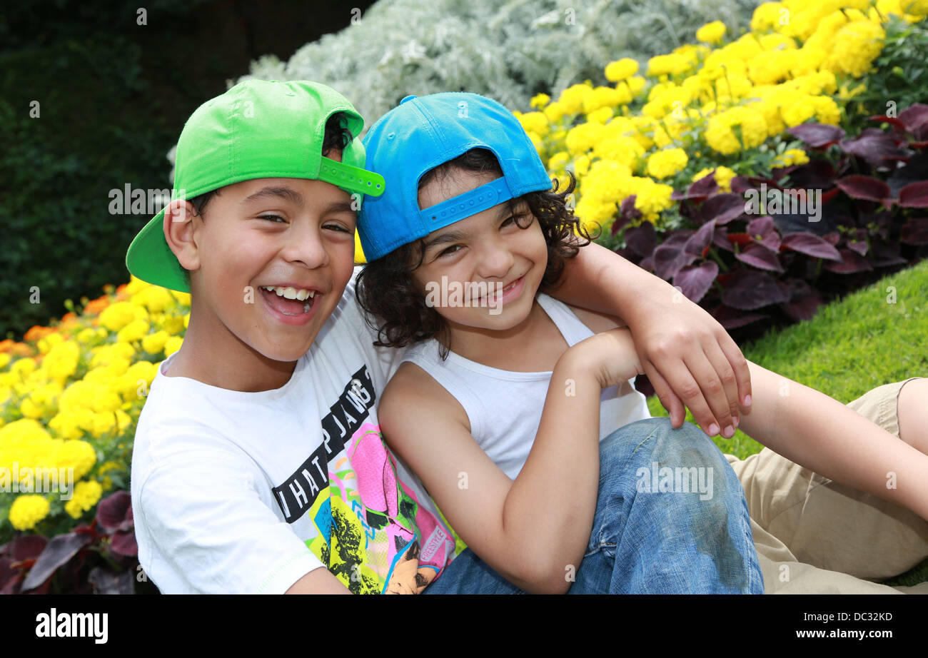Youngsters brothers hi-res stock photography and images - Alamy