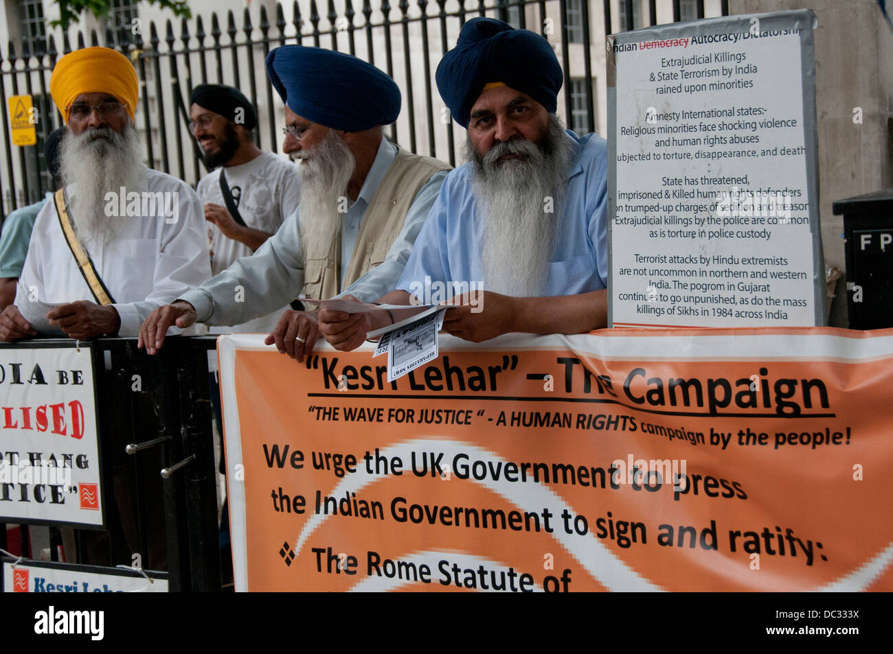 Human rights placard hi-res stock photography and images - Alamy