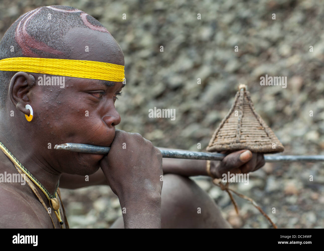 Bodi Tribe Blowing In A Local Trumpet For Kael Ceremony, Hana Mursi ...