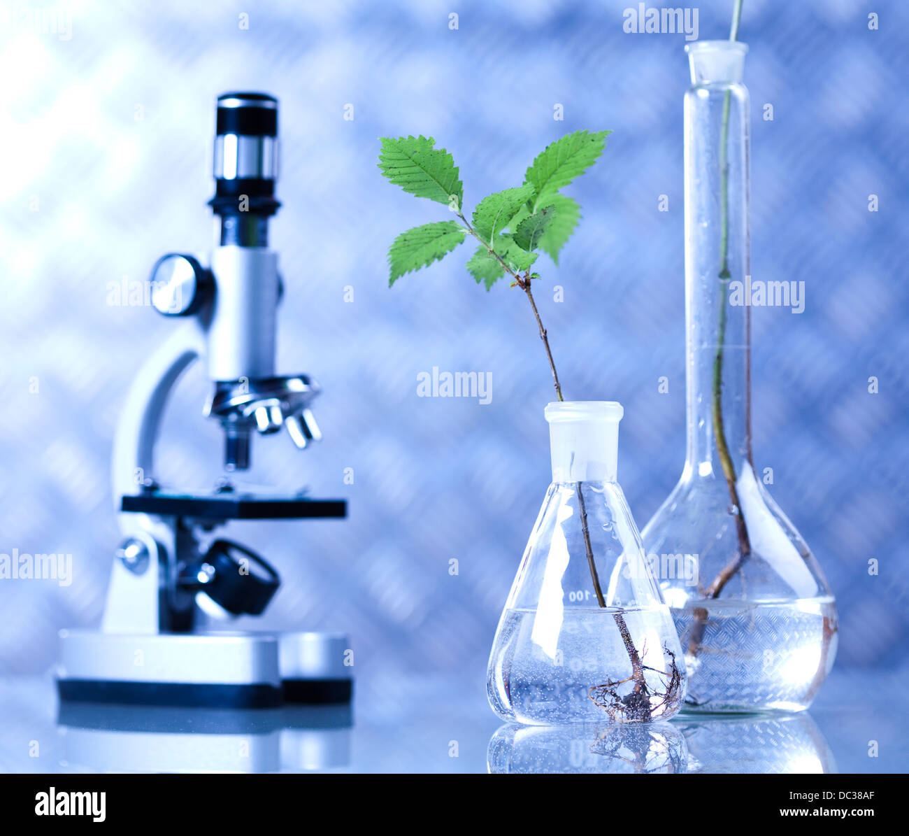 H2o laboratory hi-res stock photography and images - Alamy
