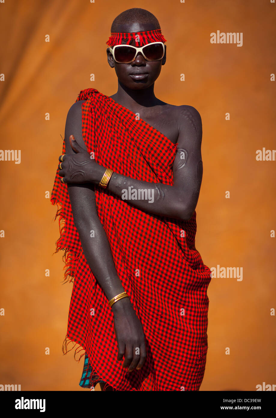 Portrait bodi tribe woman hana hi-res stock photography and images - Alamy