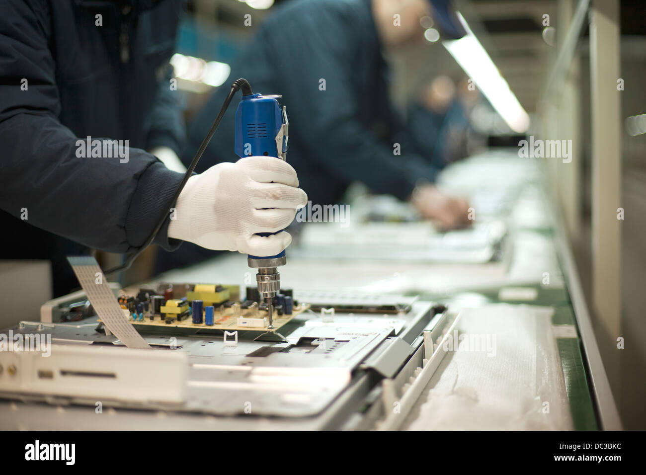 electronic technician at work Stock Photo - Alamy