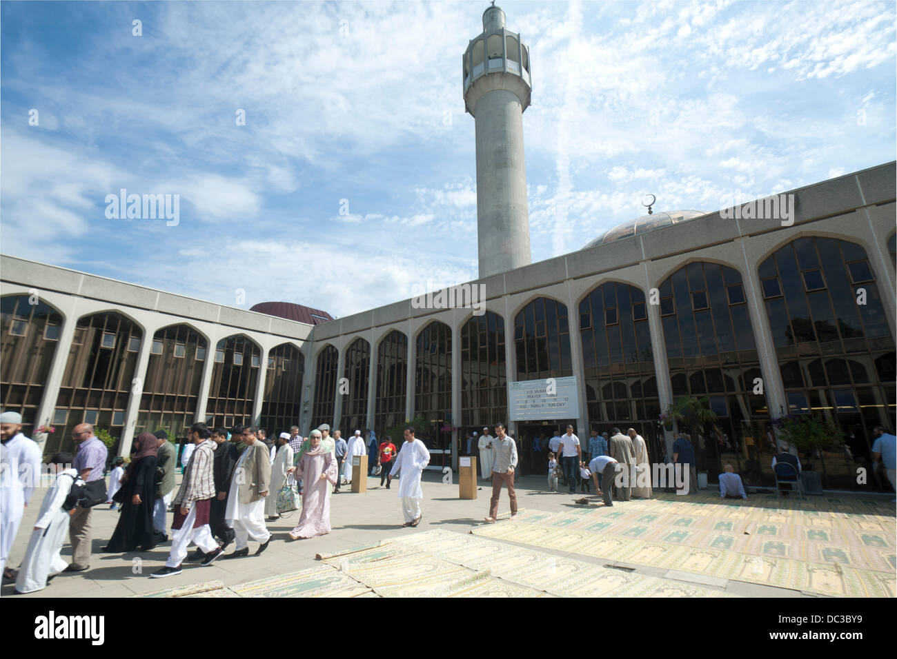 Muslim Prayers London High Resolution Stock Photography and Images - Alamy