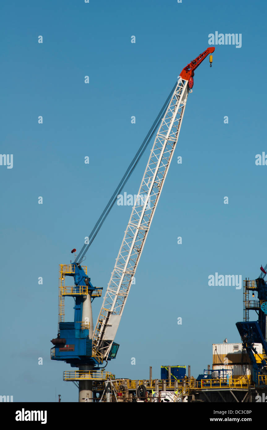 Offshore crane hi-res stock photography and images - Alamy