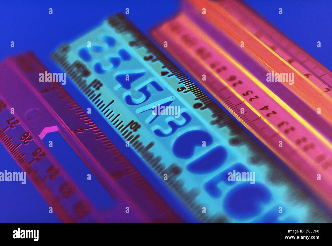 Graduated ruler hi-res stock photography and images - Alamy