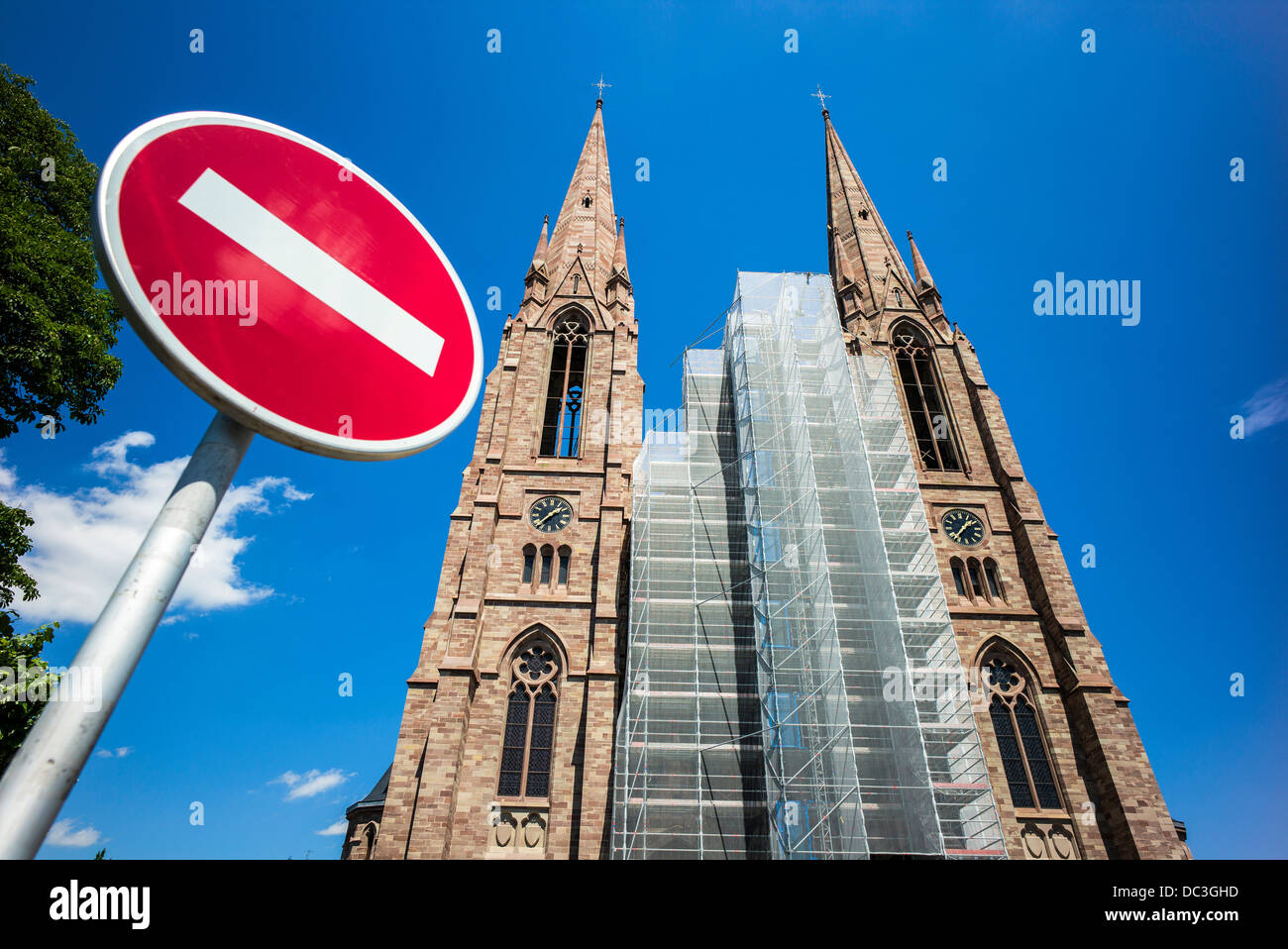 Strasbourg street signs hi-res stock photography and images - Alamy