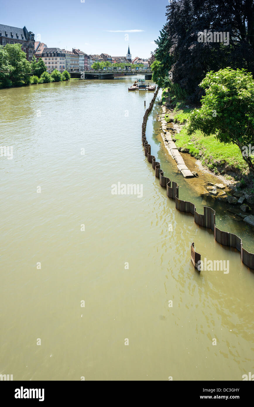 Sheet steel piling hi-res stock photography and images - Alamy