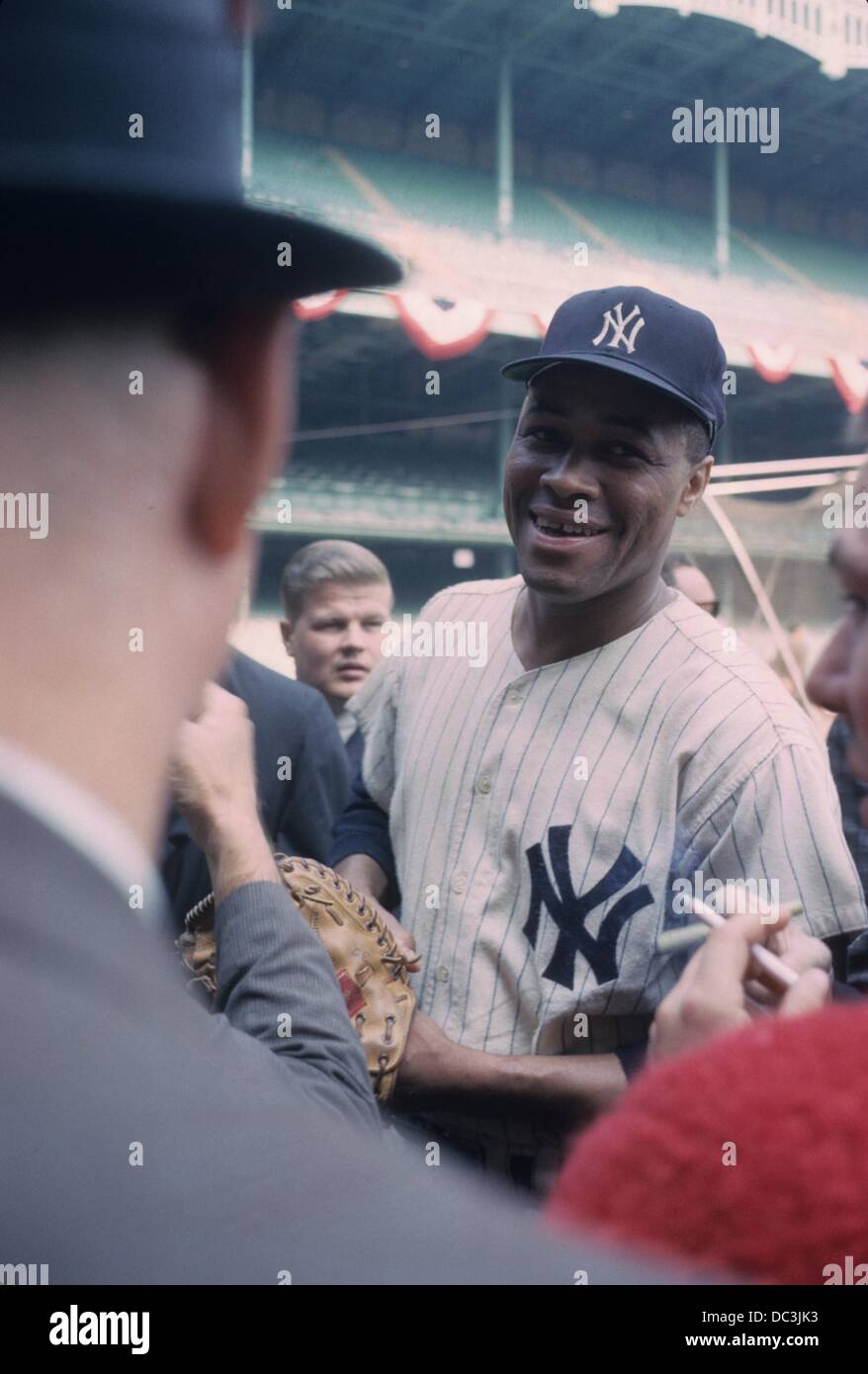 ELSTON HOWARD 1983.(Credit Image: © Jack Stager/Globe Photos/ZUMAPRESS ...