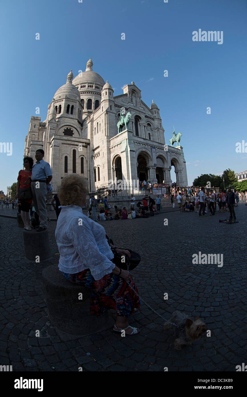 Monmartre church hi-res stock photography and images - Alamy