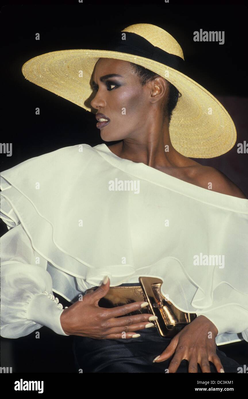 Grace barrett hi-res stock photography and images - Alamy
