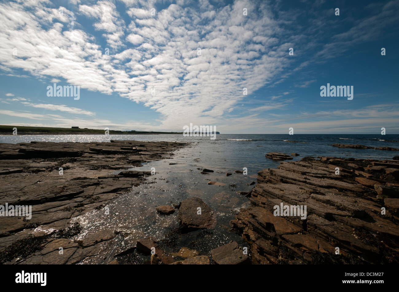 Sandstone rock scotland strata hi-res stock photography and images - Alamy