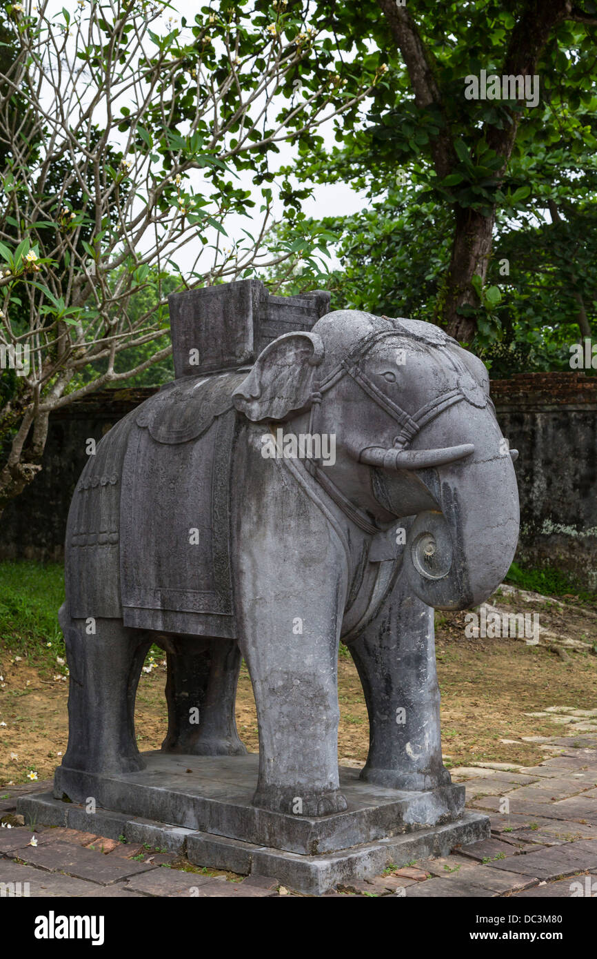 The Ming Mang Tomb complex of gates, buildings and statues near Hue ...