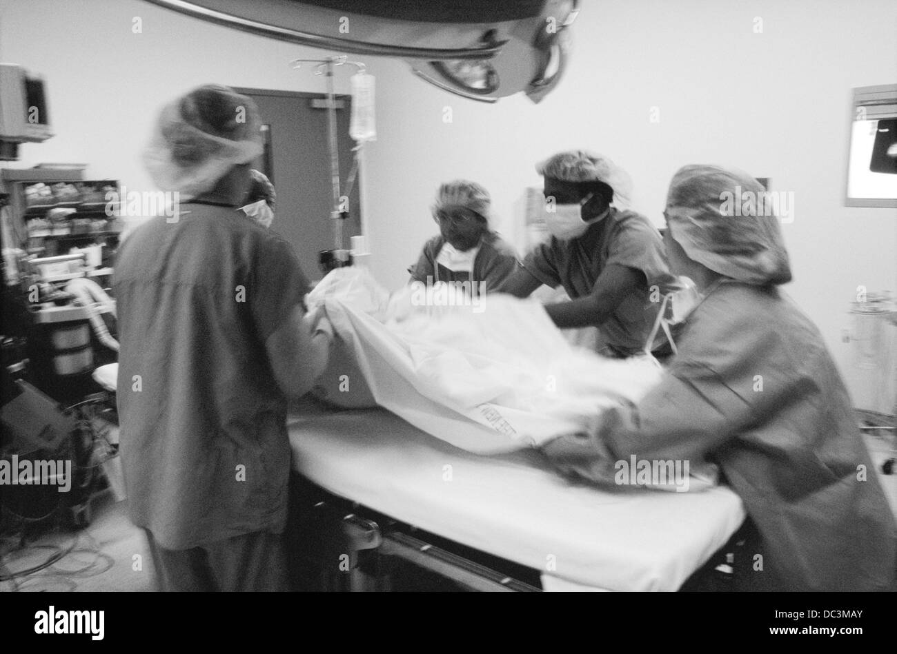 Doctor operating hospital Black and White Stock Photos & Images - Alamy