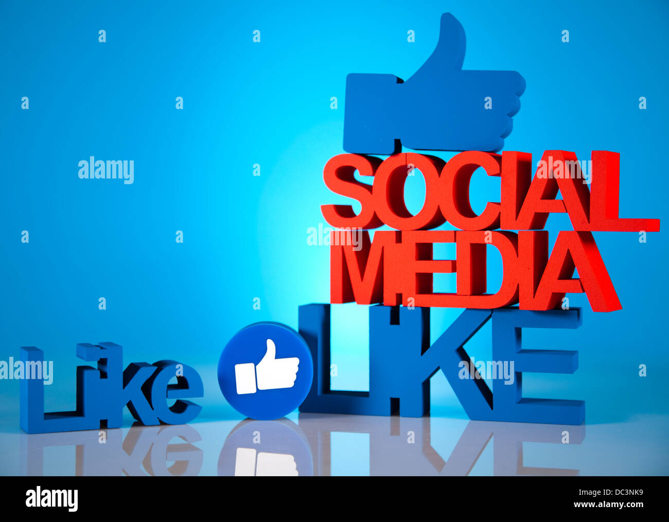 Like symbol,Thumbs up symbol, Social media Stock Photo - Alamy