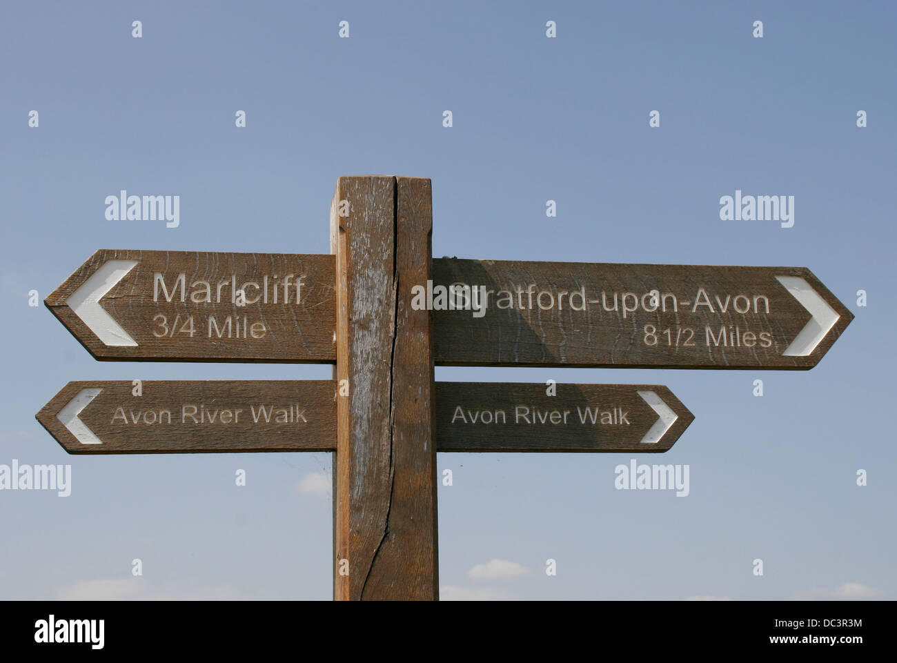 Avon River Walk signing Bidford on Avon Warwickshire England UK Stock ...