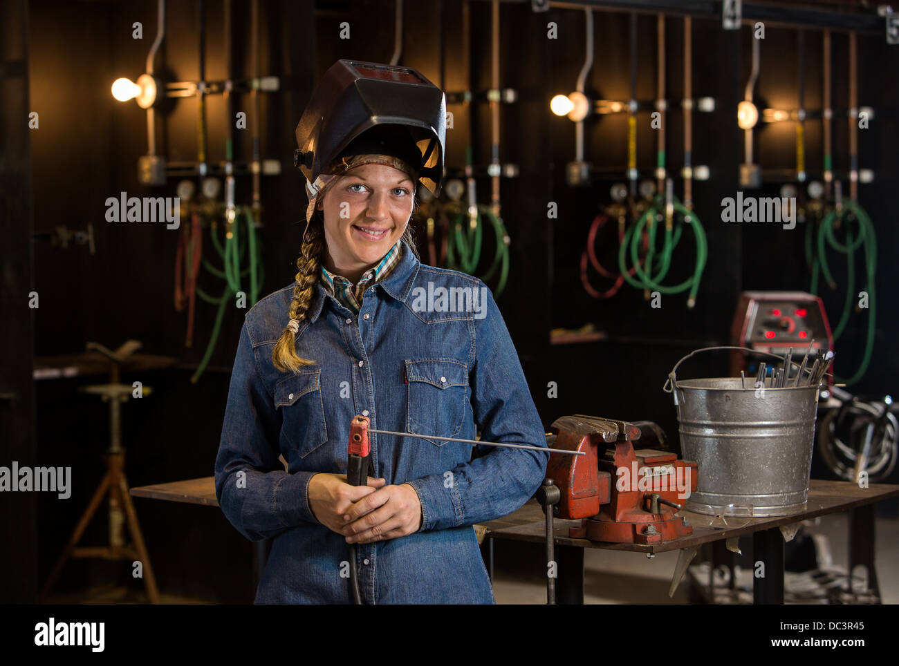 Female welder hi-res stock photography and images - Alamy