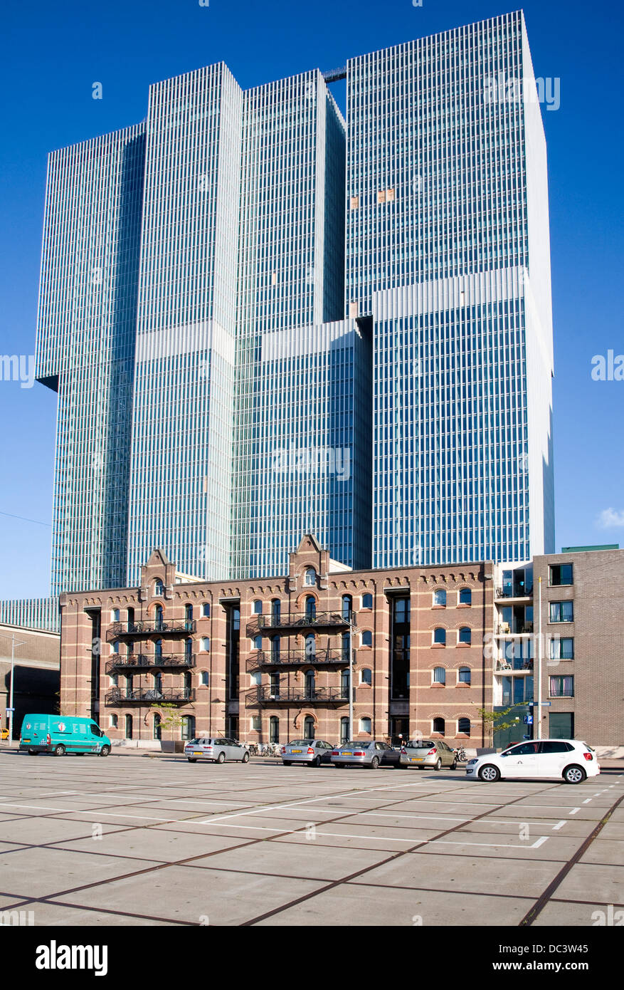 De Rotterdam vertical city building nearing external completion towers ...