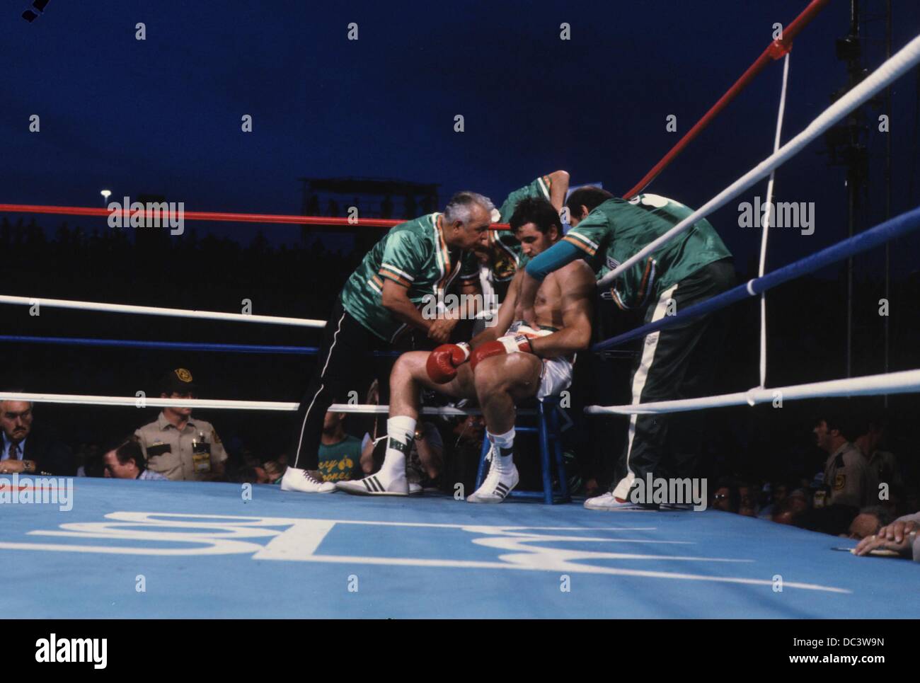 Gerry cooney hi-res stock photography and images - Alamy