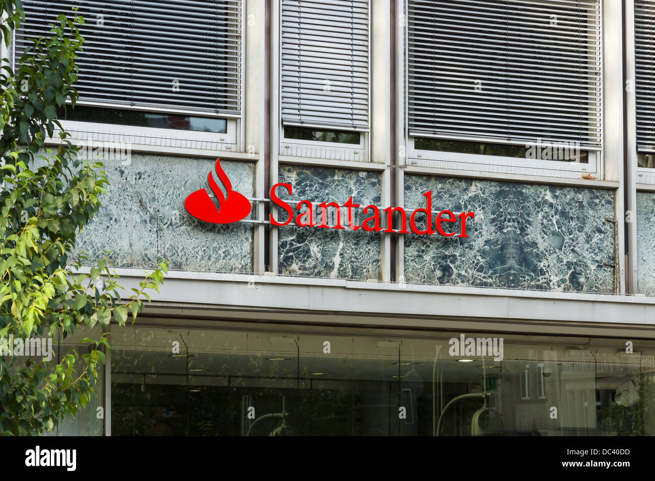 The Santander Group is a Spanish banking group Stock Photo - Alamy
