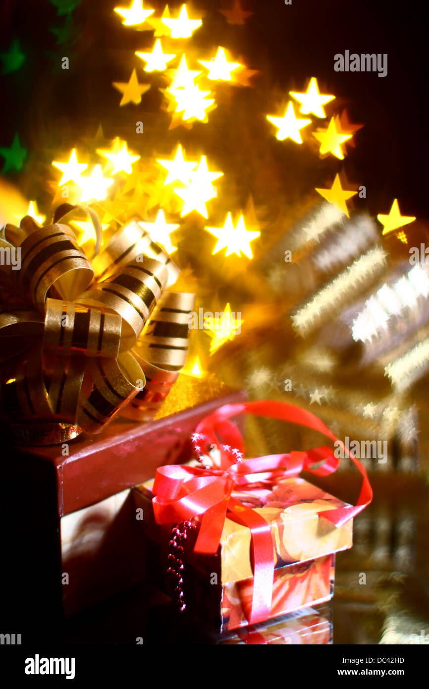 holiday gifts background warm stars Stock Photo - Alamy
