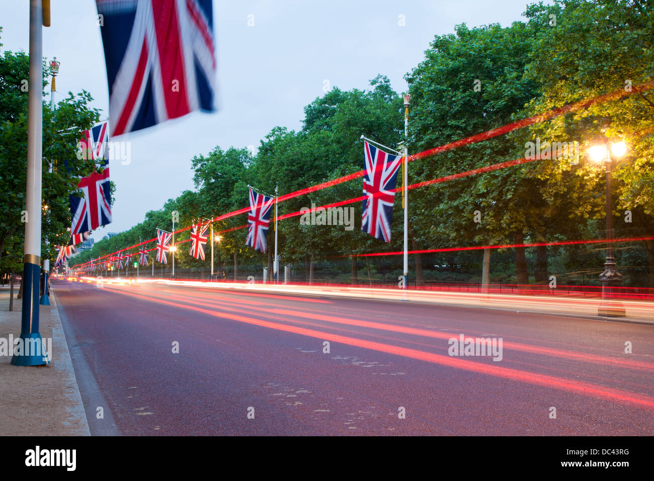 The Mall At Night London UK Stock Photo - Alamy