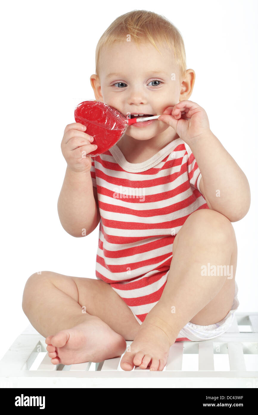 Baby shaped face hi-res stock photography and images - Alamy