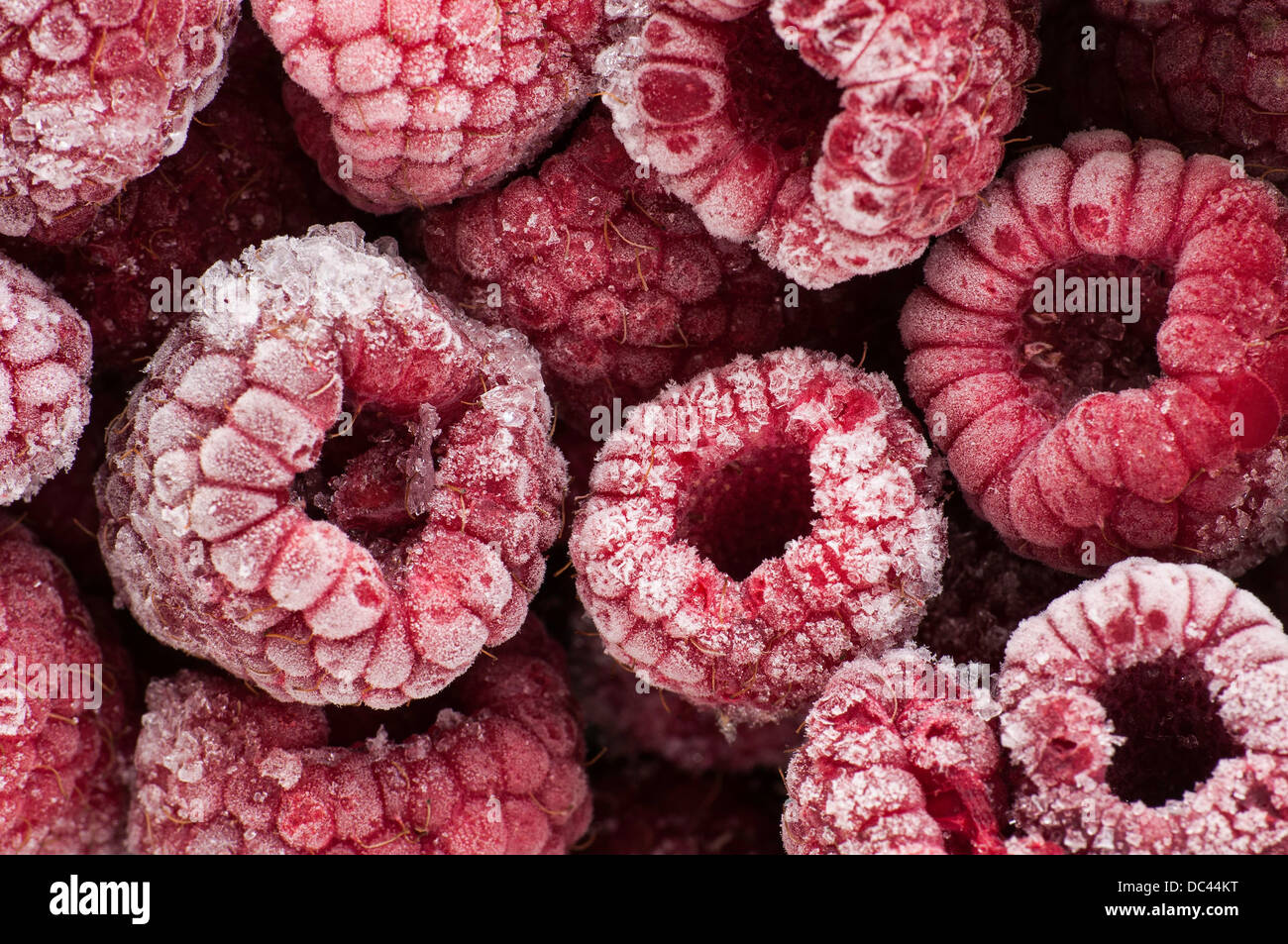 Raspberries pattern hi-res stock photography and images - Alamy