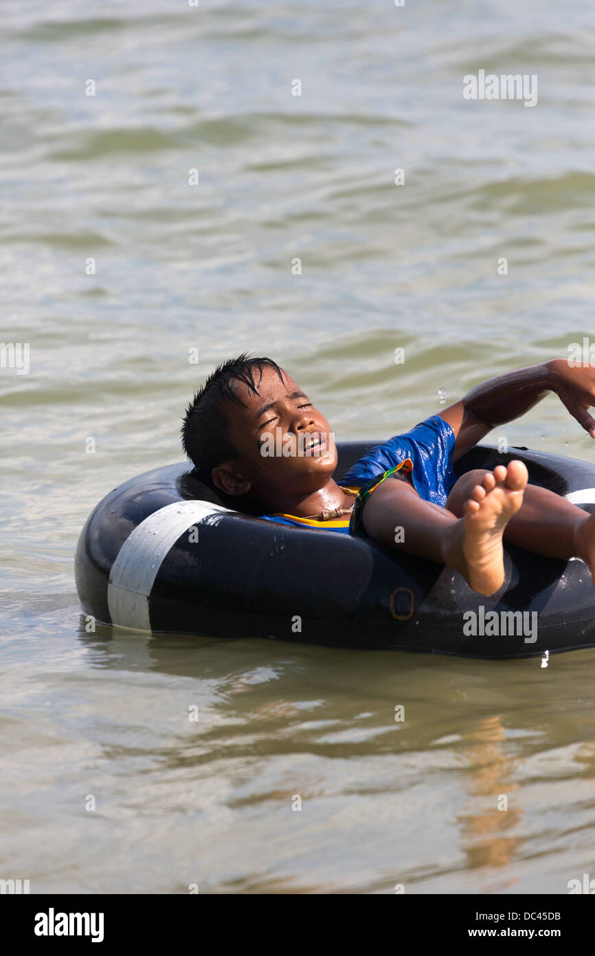 Child inner tube hi-res stock photography and images - Alamy