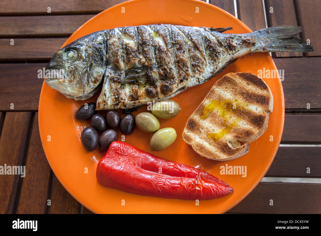 Cocked fish hi-res stock photography and images - Alamy