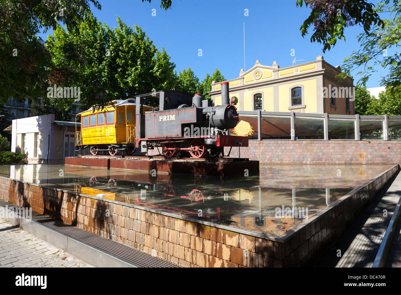 Old fashioned train hi-res stock photography and images - Alamy