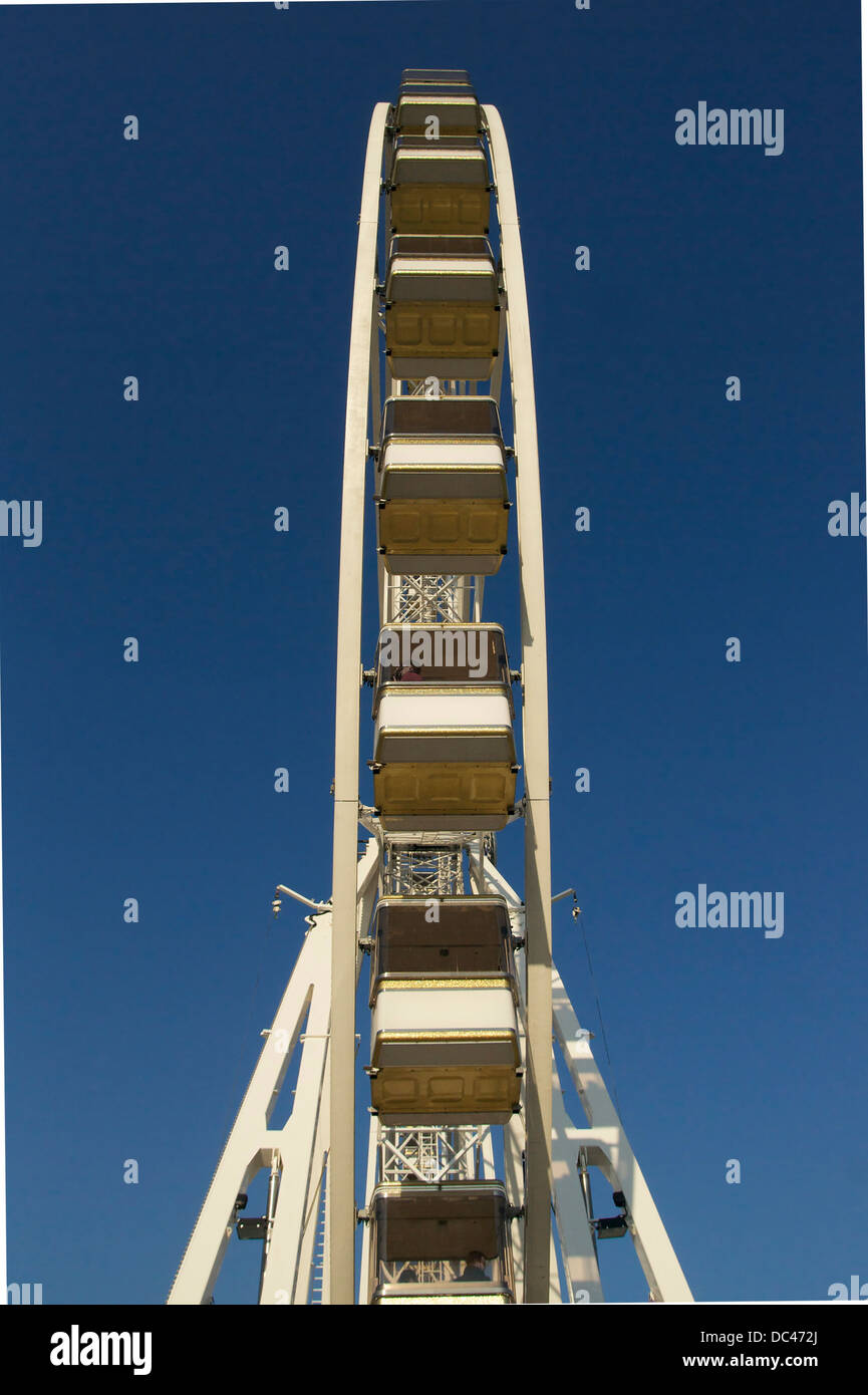 The "Grande Roue de Paris", Concorde square in Paris, profile Stock ...