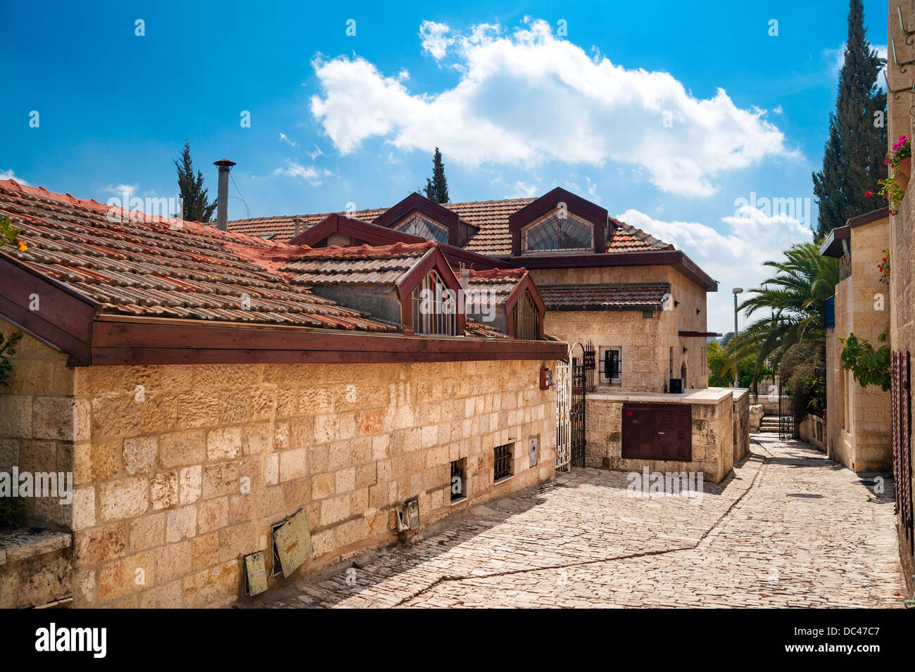 Blue sky above the silent Jerusalem lane in Yemin Moshe Stock Photo - Alamy
