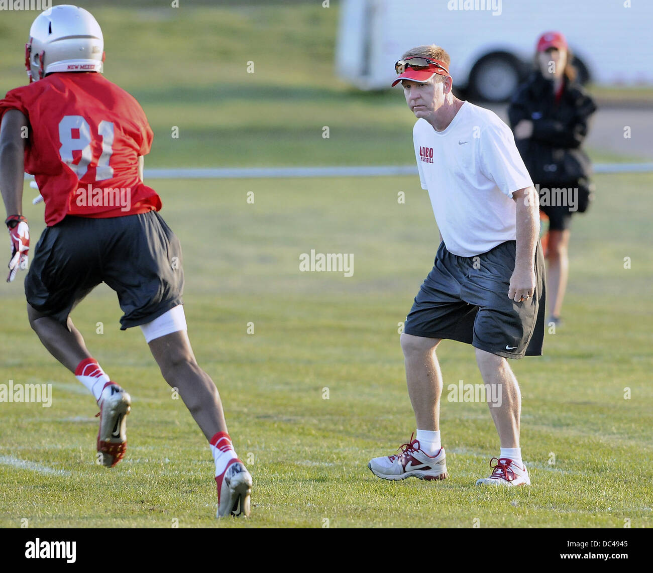 Wide Receivers High Resolution Stock Photography and Images - Alamy