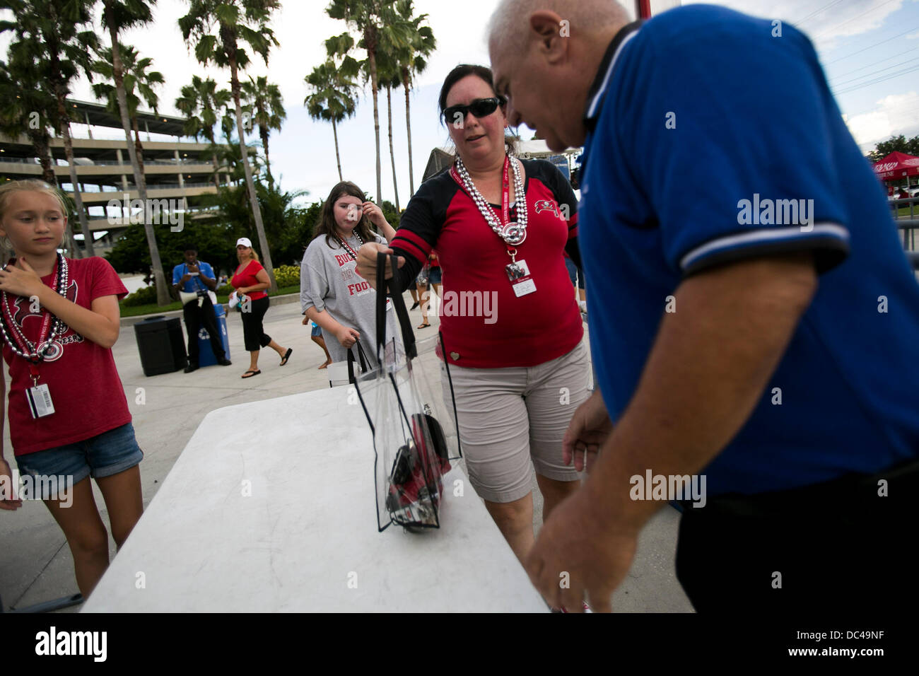 Plastic 45 jpg hi-res stock photography and images - Alamy