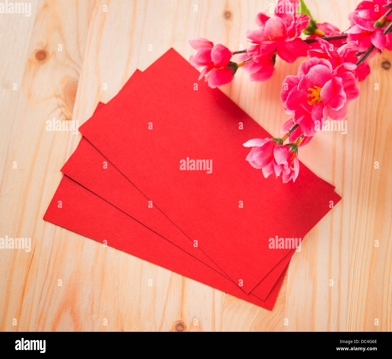 Chinese new year and ang pow Stock Photo - Alamy