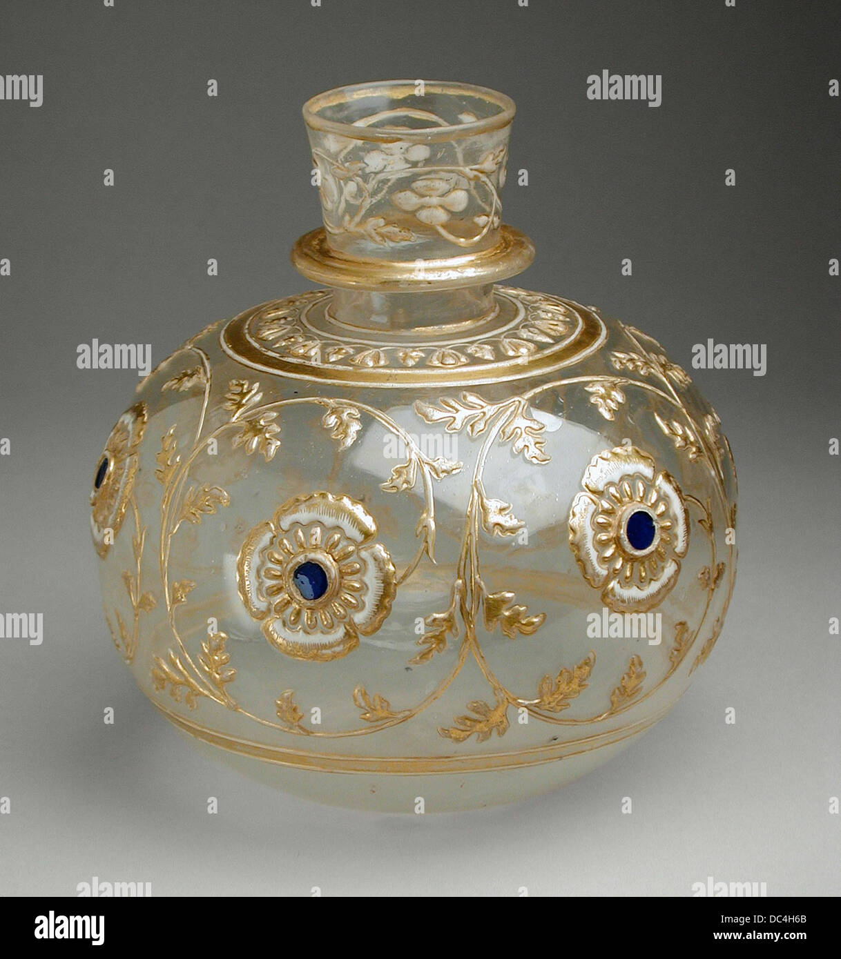 Huqqa pipe hi-res stock photography and images - Alamy