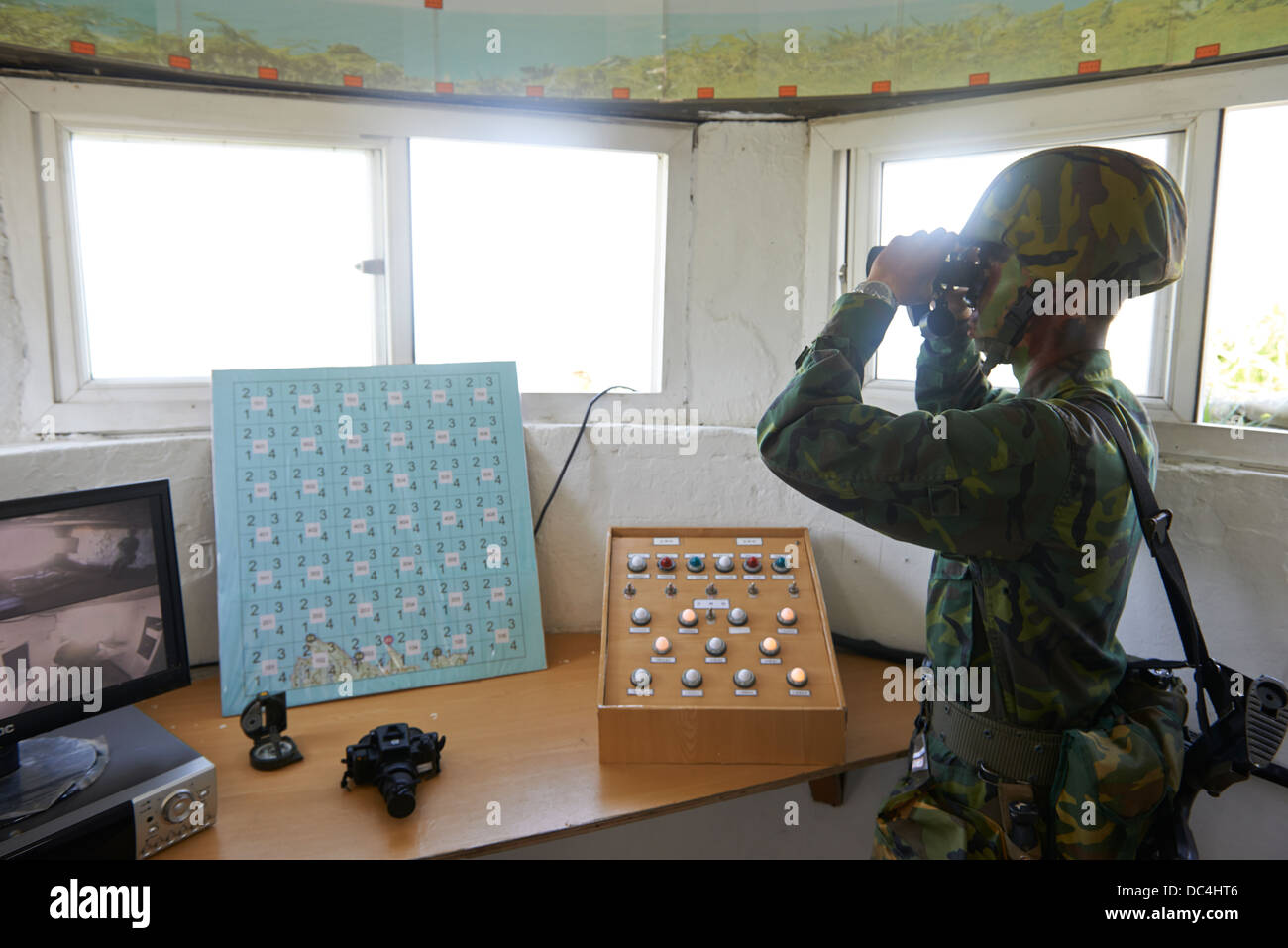 A troop of Taiwanese soldiers practice war games as part of standard ...