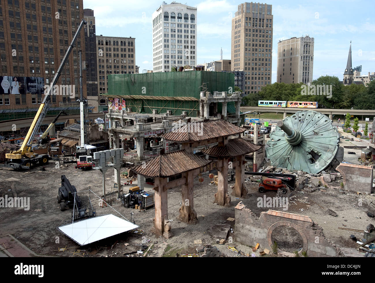 Detroit, Michigan, USA. 8th Aug, 2013. A birds eye view of the set of ...