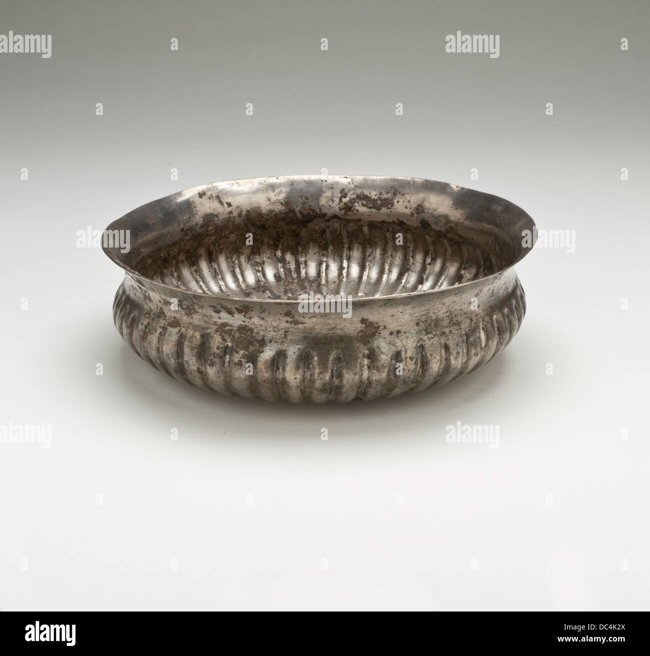 This bowl, part of the LACMA collection, is an example of ancient ...