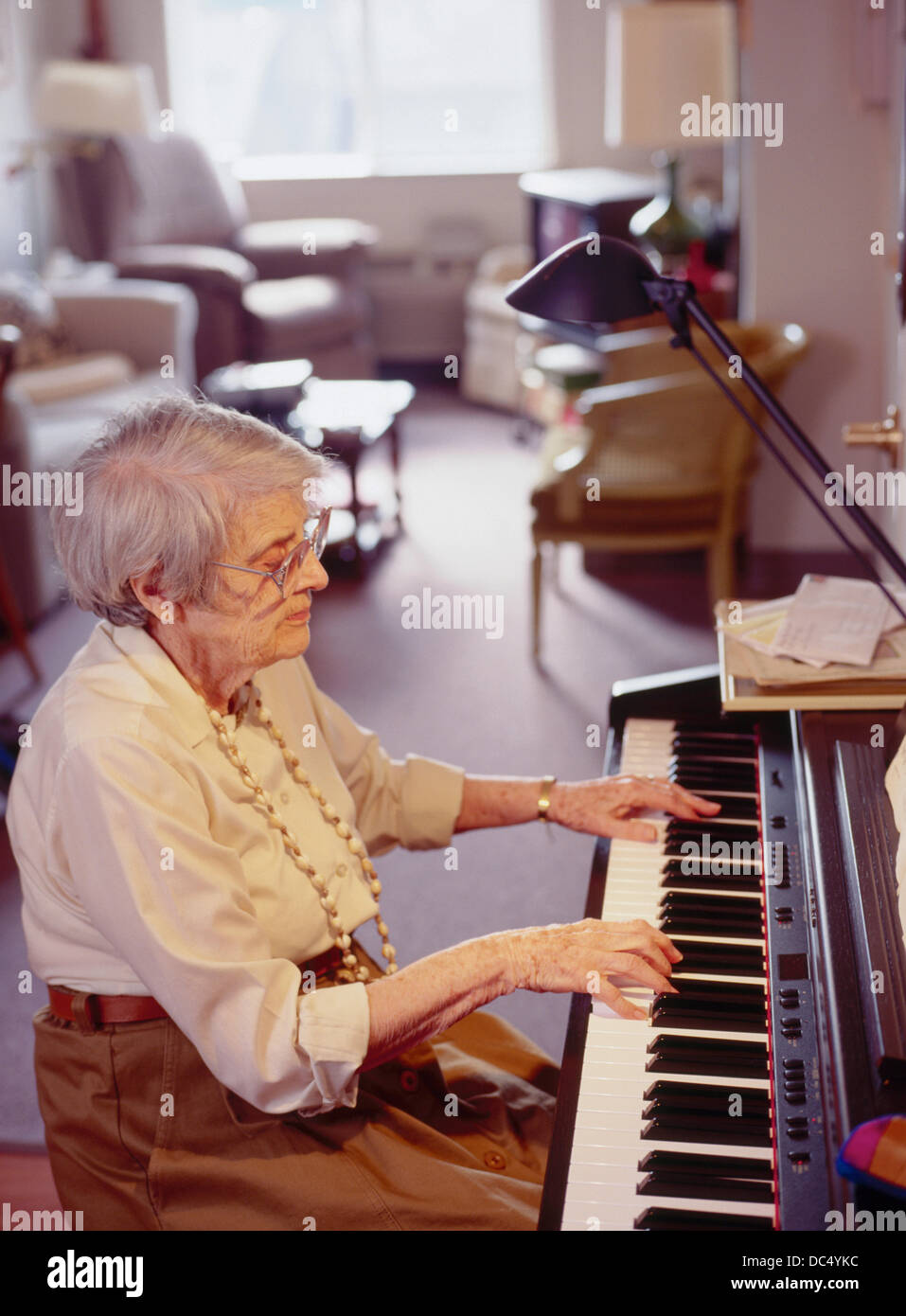 Elderly piano music hi-res stock photography and images - Alamy