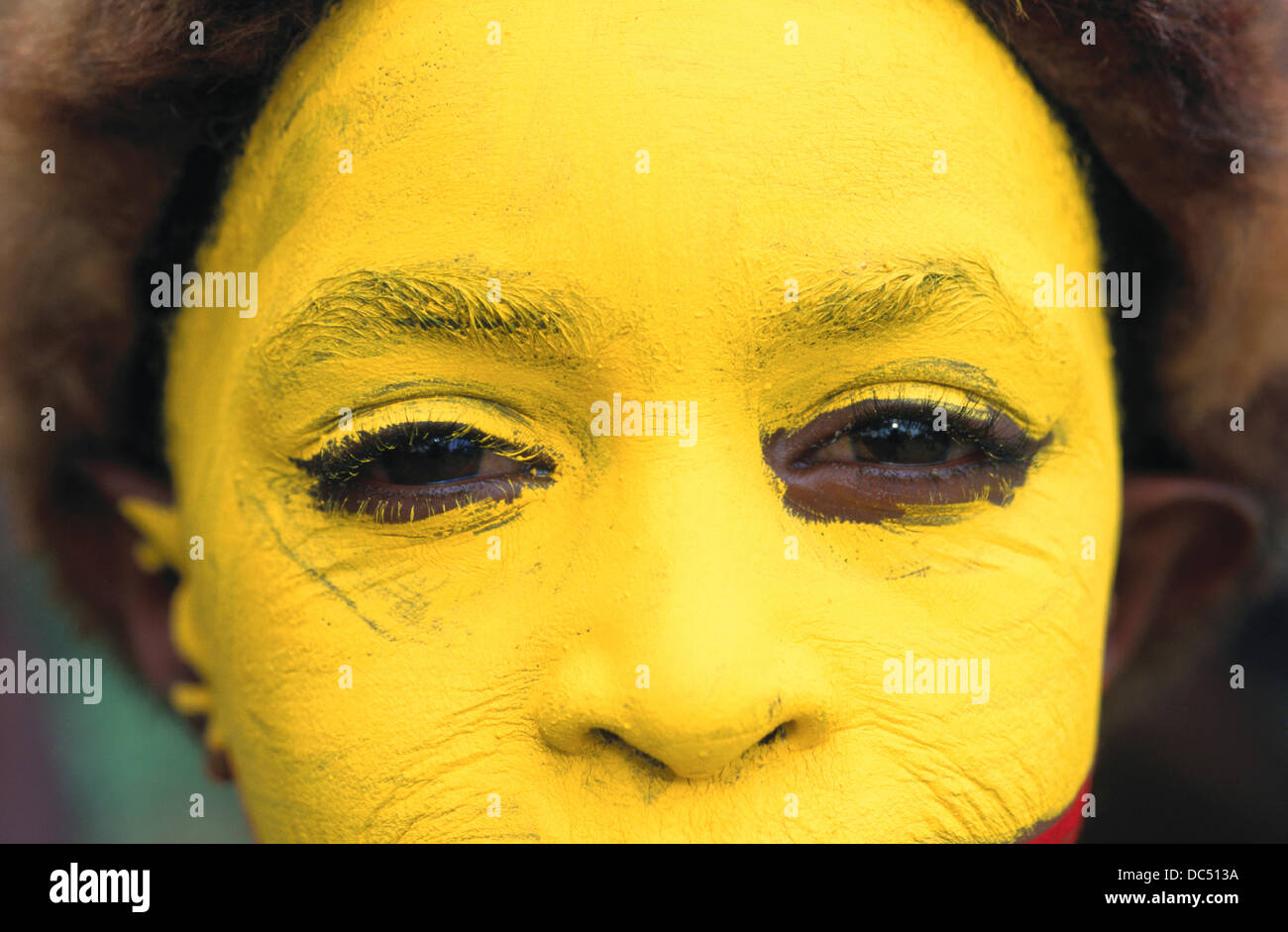 Huli wigman tari highlands papua hi-res stock photography and images ...