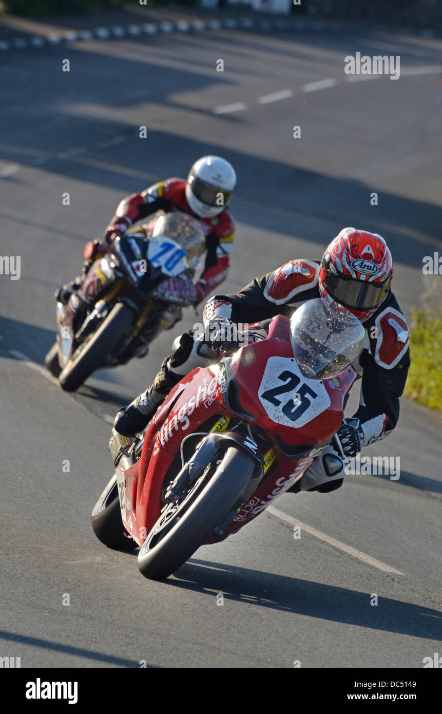 motorcycle racing isle of man tt Stock Photo - Alamy