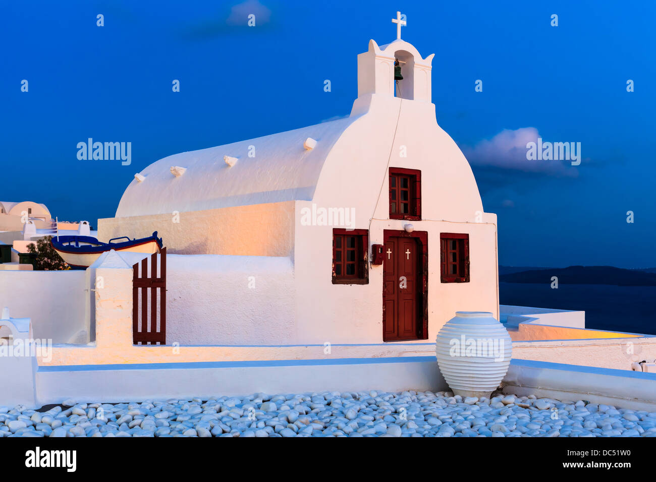 Tiny greek church hi-res stock photography and images - Alamy