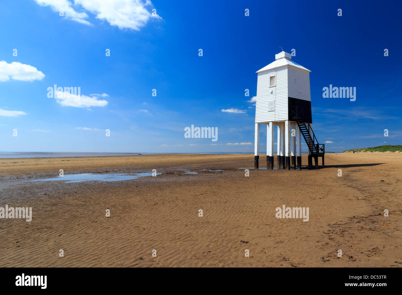 Wooden lighthouses hi-res stock photography and images - Alamy