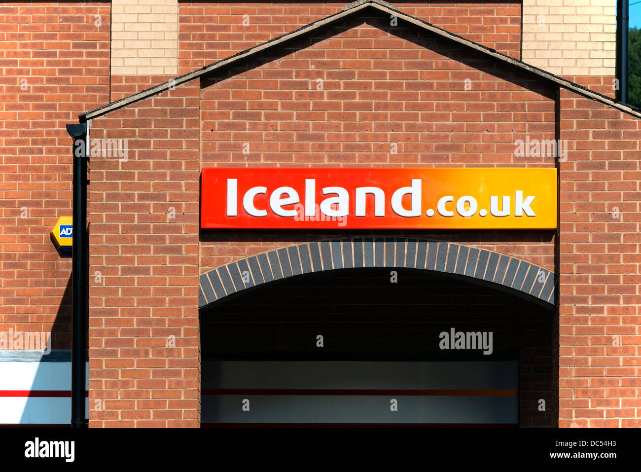 Iceland store sign close-up Stock Photo - Alamy