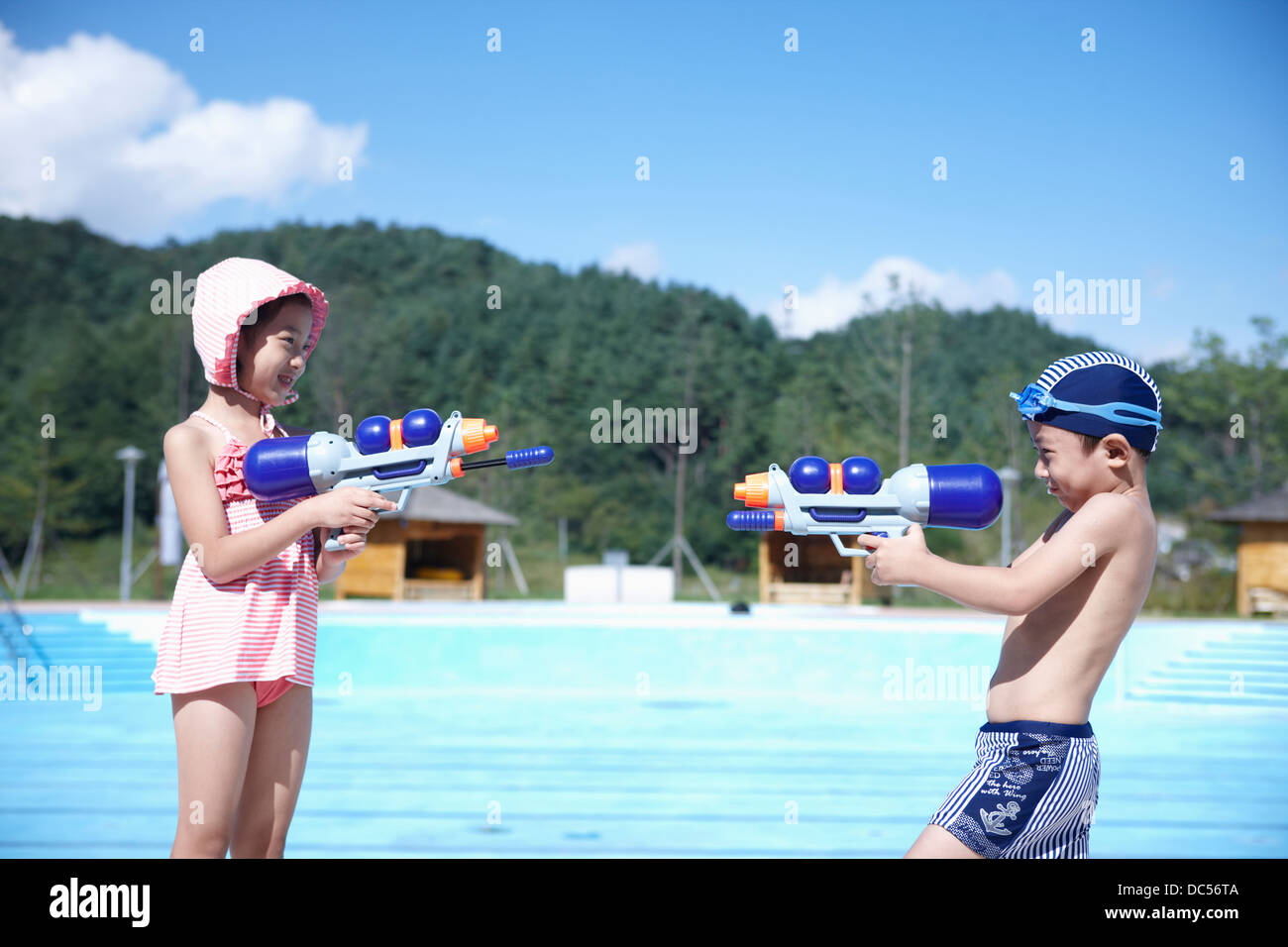Children And Water Guns High Resolution Stock Photography and Images ...