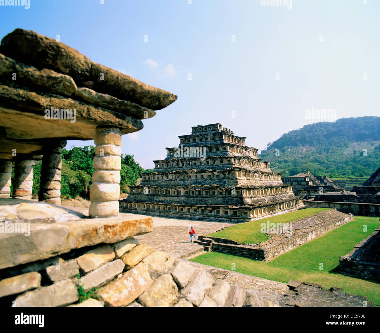 Pyramid niches el tajin veracruz hi-res stock photography and images ...